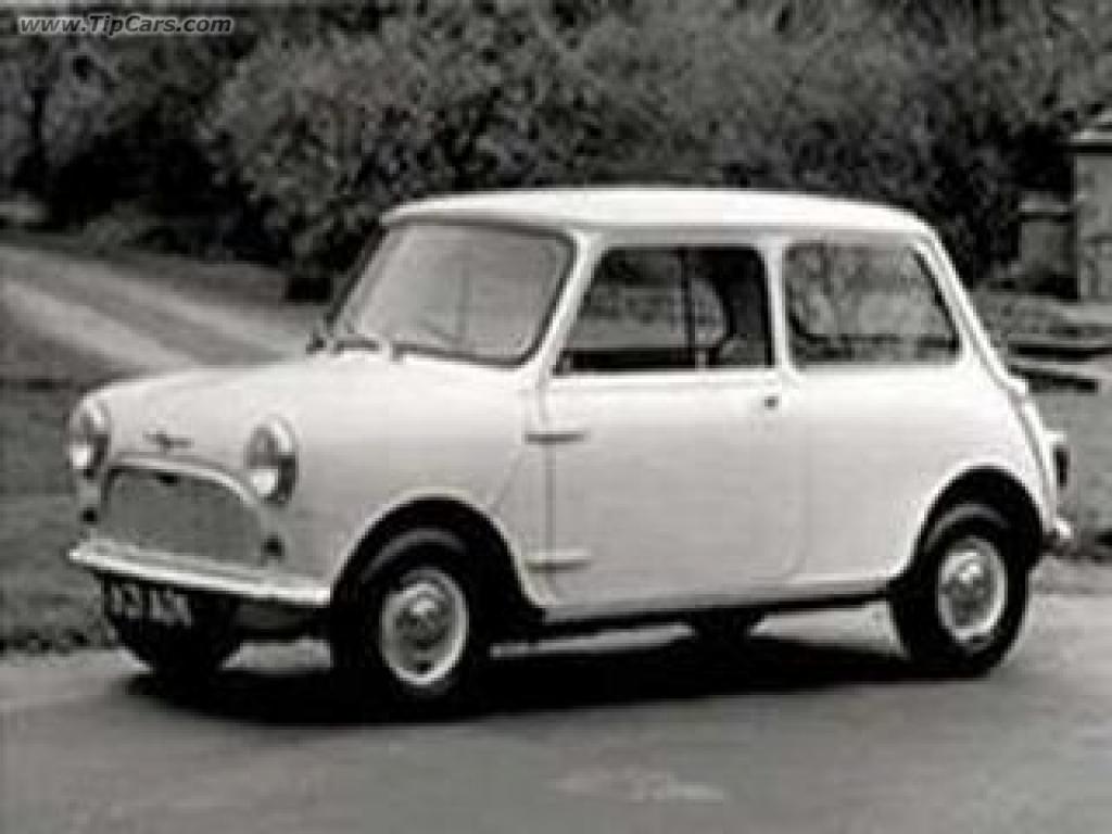 MINI - legenda z doby, kdy začínaly minisukně