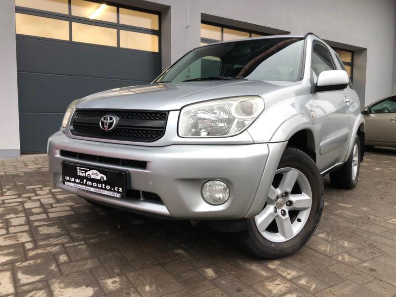 Toyota RAV4 2,0 Benzín 4X4 | Největší inzerce autobazarů - TipCars