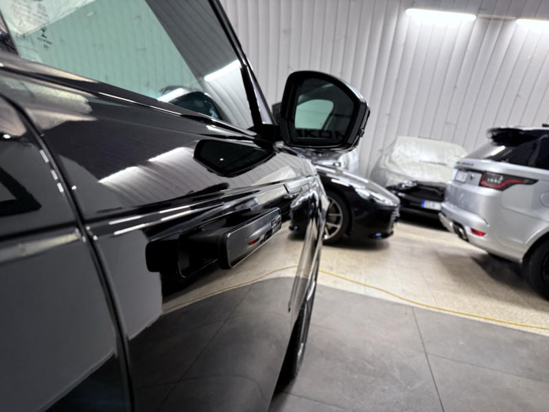 Land Rover Range Rover Velar D200,AWD,ZÁRUKA,FACELIFT,4 VOZ | TipCars ...