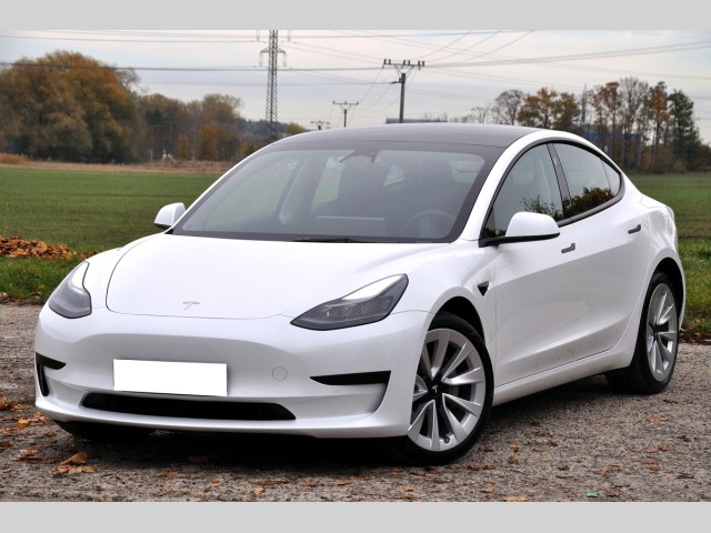 Tesla Model 3 LFP 60 SR +, AMD RYZEN | TipCars - největší inzerce ...
