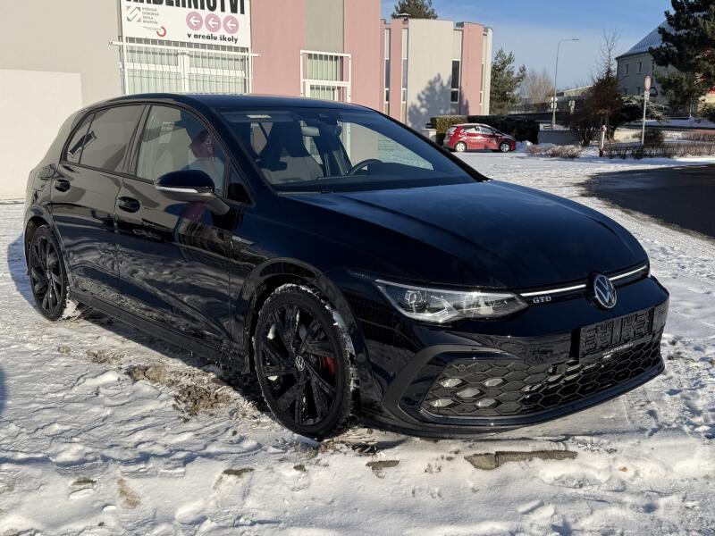 Volkswagen Golf GTD 2,0 TDi/147kW - DSG,Matrix | Největší inzerce ...