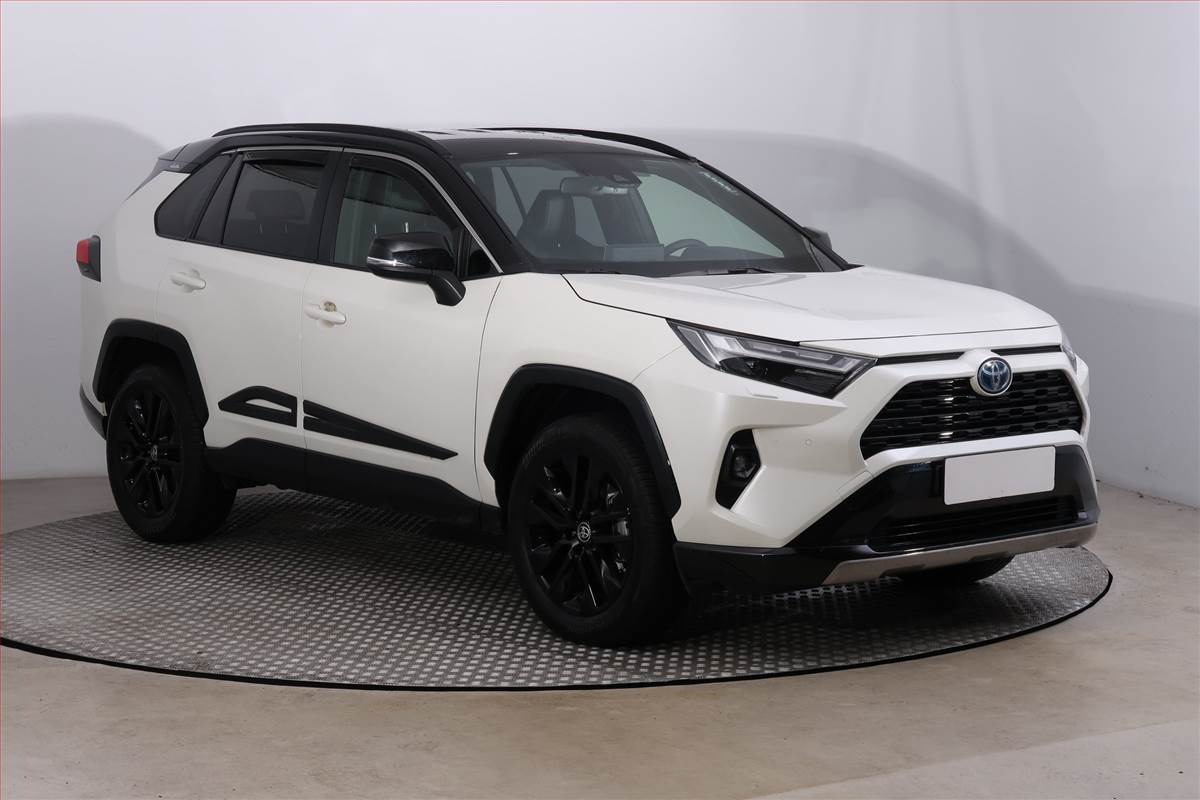 Toyota RAV4 2.5 Hybrid | Největší inzerce autobazarů - TipCars
