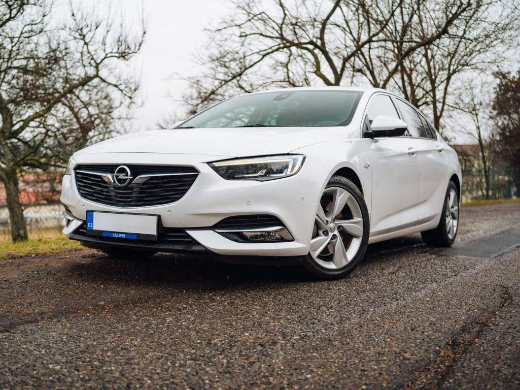 Opel Insignia 2 0 Turbo