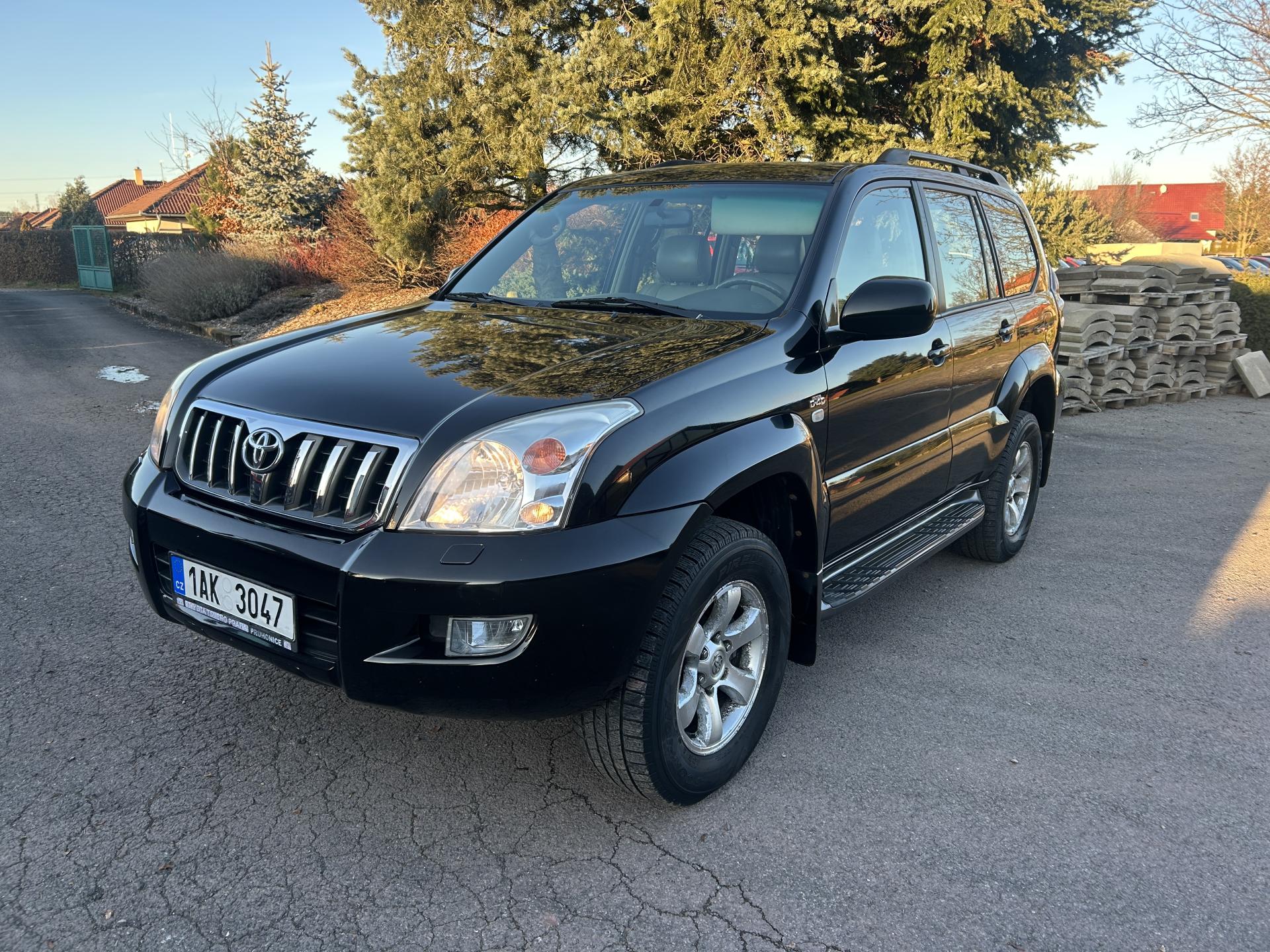 Toyota Land Cruiser 120 3,0D-4D automat 7míst kůže | Největší inzerce ...