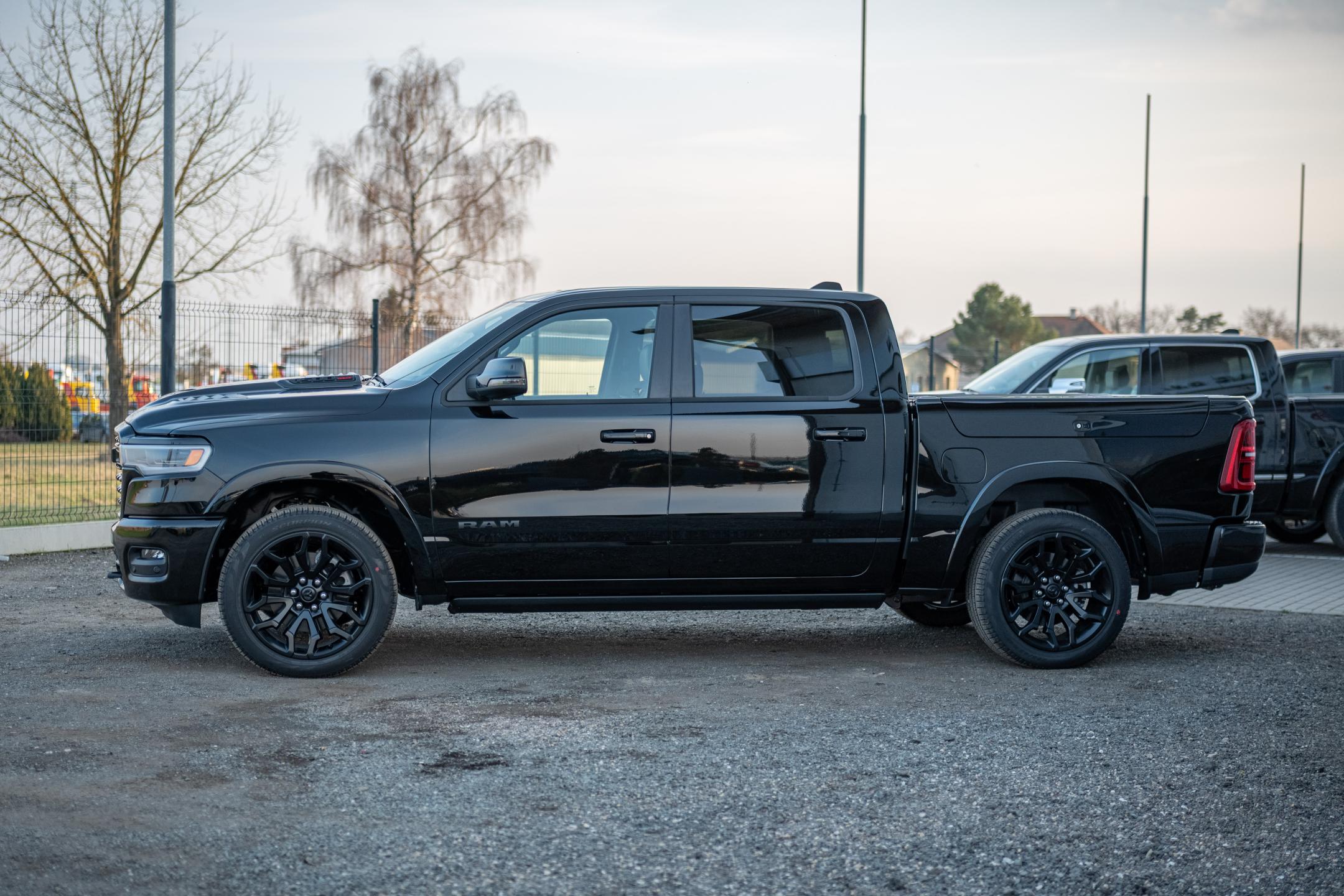 Dodge RAM LIMITED 3.0l | Největší inzerce autobazarů - TipCars