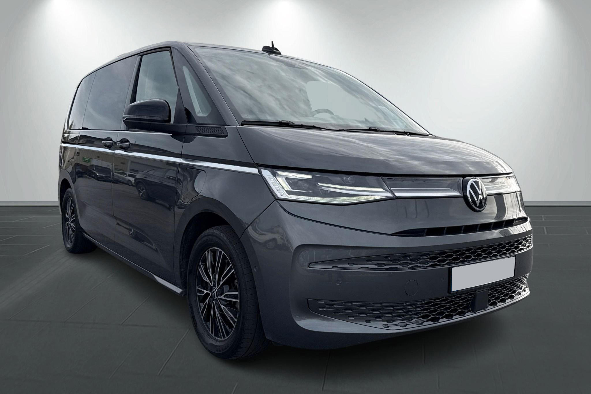 Volkswagen Multivan eHybrid Style IQ El. dveře Taž | Největší inzerce ...